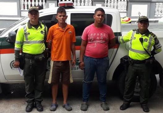 Capturan a supuestos responsables de lanzar piedras contra bus nuevo de ...