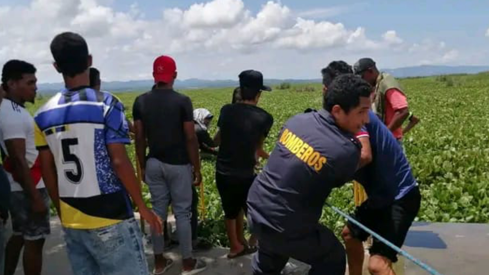 Rescatados 11 pescadores en el embalse de El Guájaro: se habían quedado ...