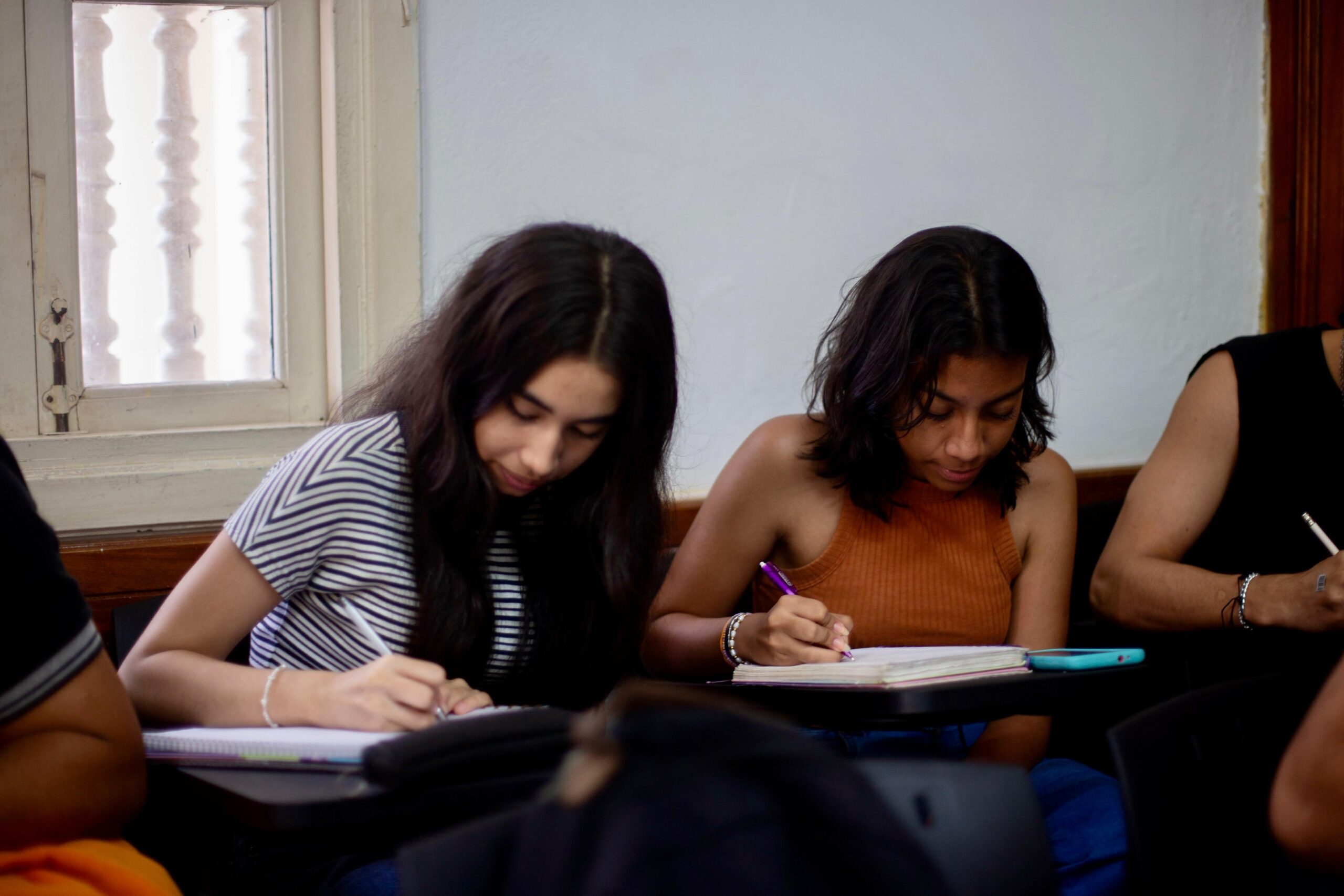 De 10 estudiantes que se gradúan de bachillerato en la Costa, solo 3 ...
