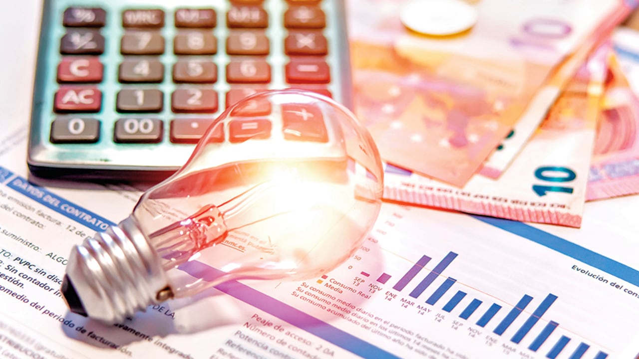Baja precio de energía en bolsa mayorista pero sube en contratos para ...