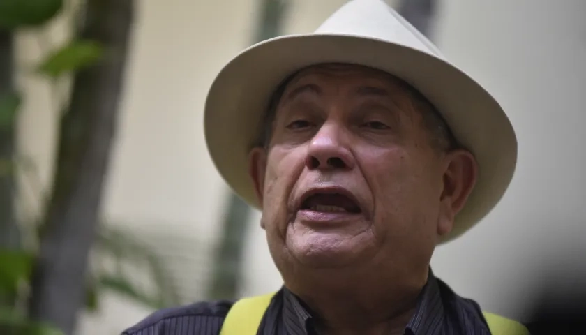 Ingenieros químicos alertan sobre riesgos del licor adulterado en el ...