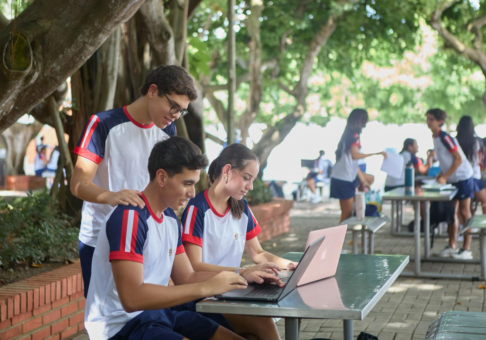 El colegio Británico Internacional lanza oficialmente en Colombia el ...