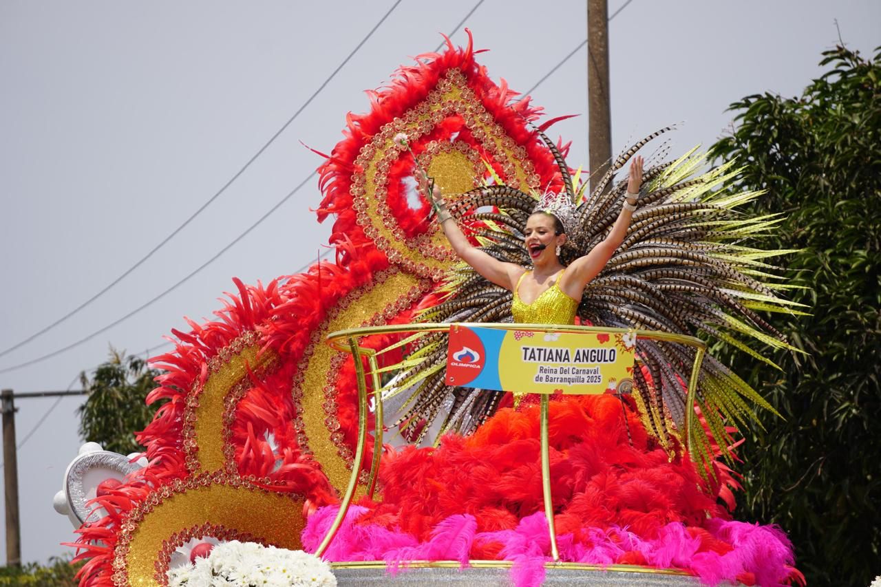 La Batalla de Flores 2025 le enseñó al mundo que en Barranquilla se Baila Así - Emisora Atlántico